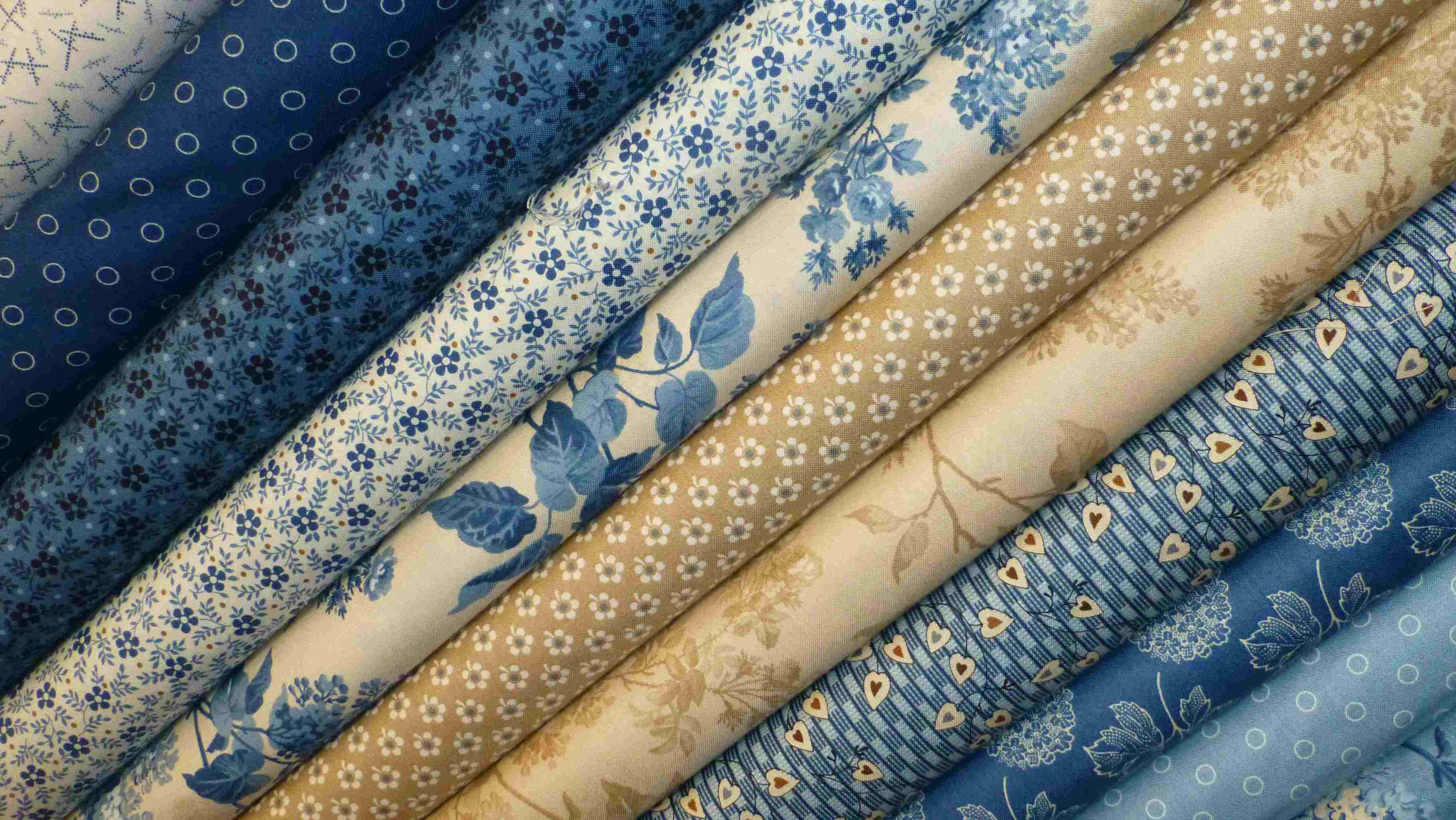 Tissu patchwork Makower Edyta Sitar | Coq en Patch, spécialiste du ...